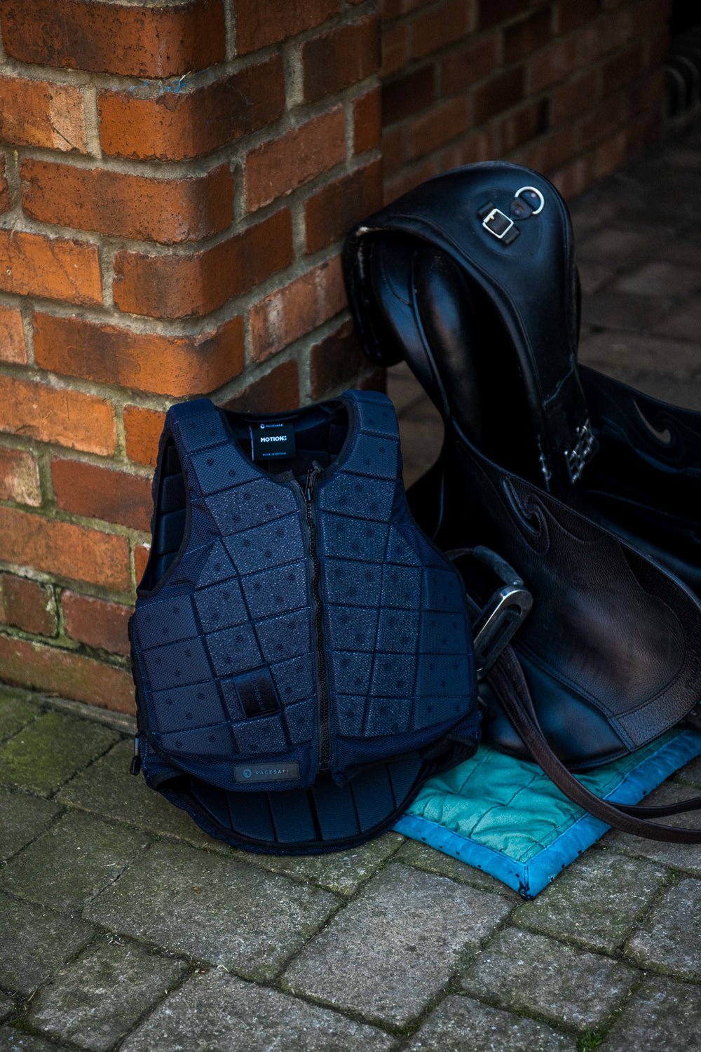 Equestrian Body Protectors - Helite US Equestrian